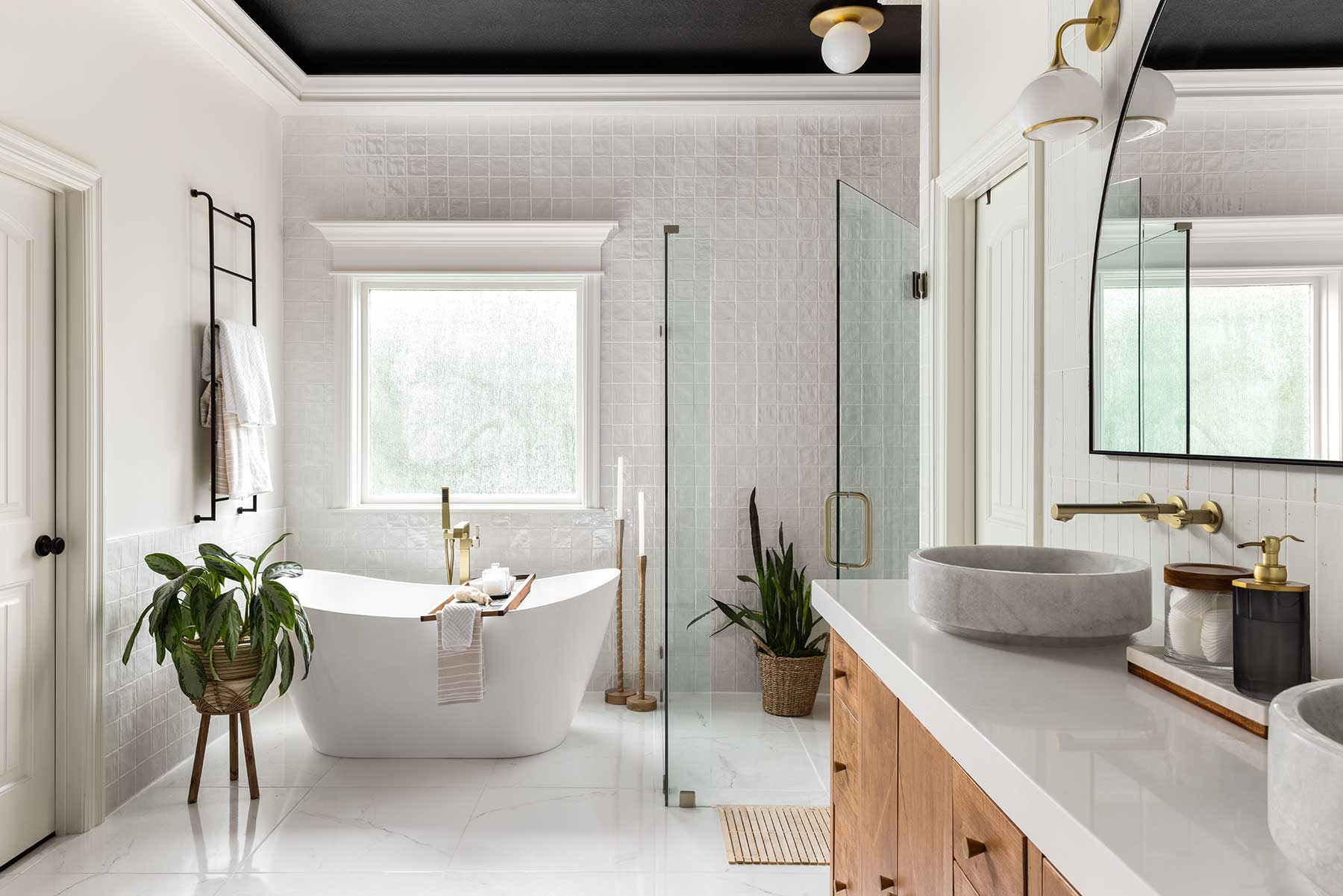 Monochromatic Master - design KC