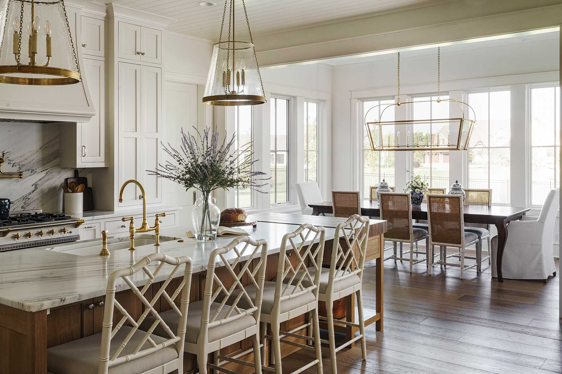 Modern English Manor - design KC