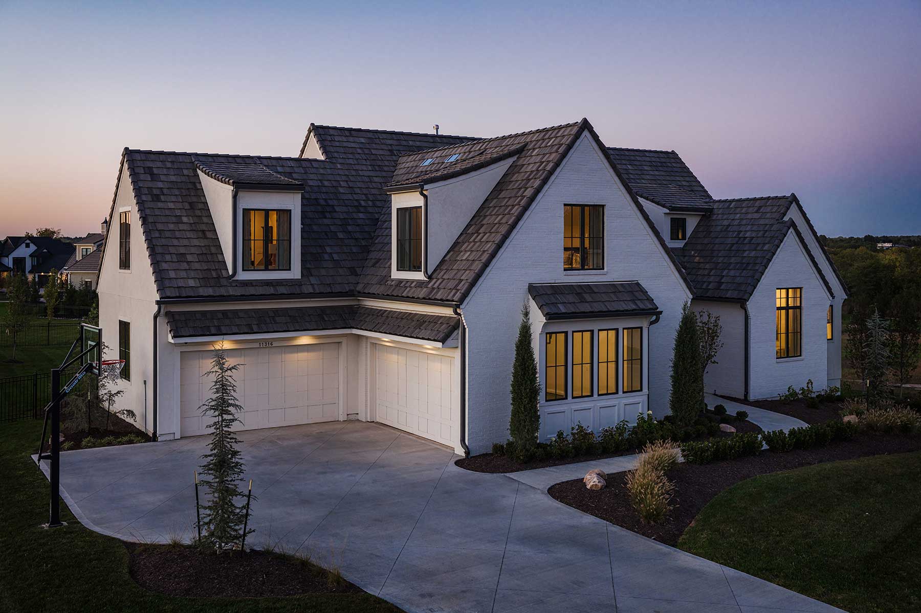 Modern English Manor - design KC