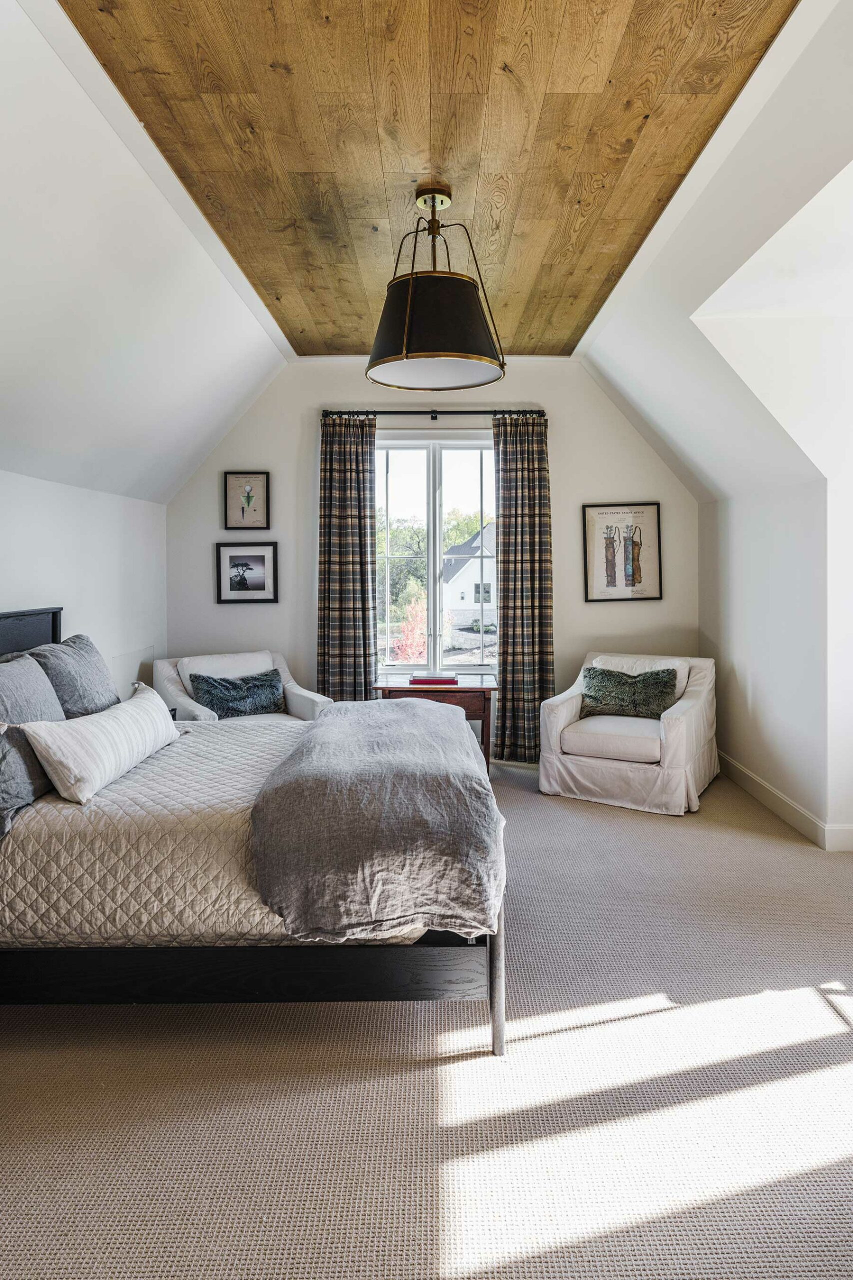 Modern English Manor - design KC