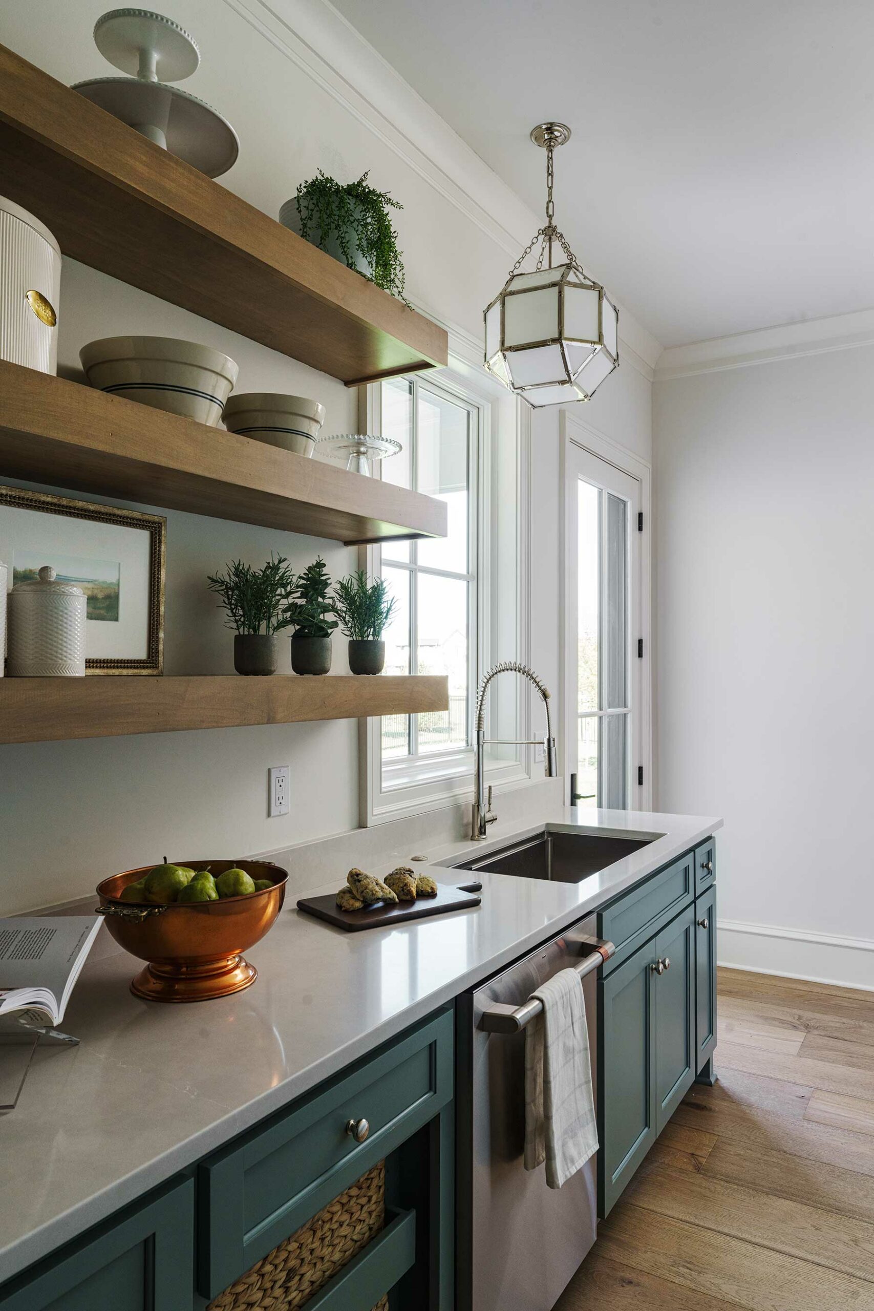 Modern English Manor - design KC